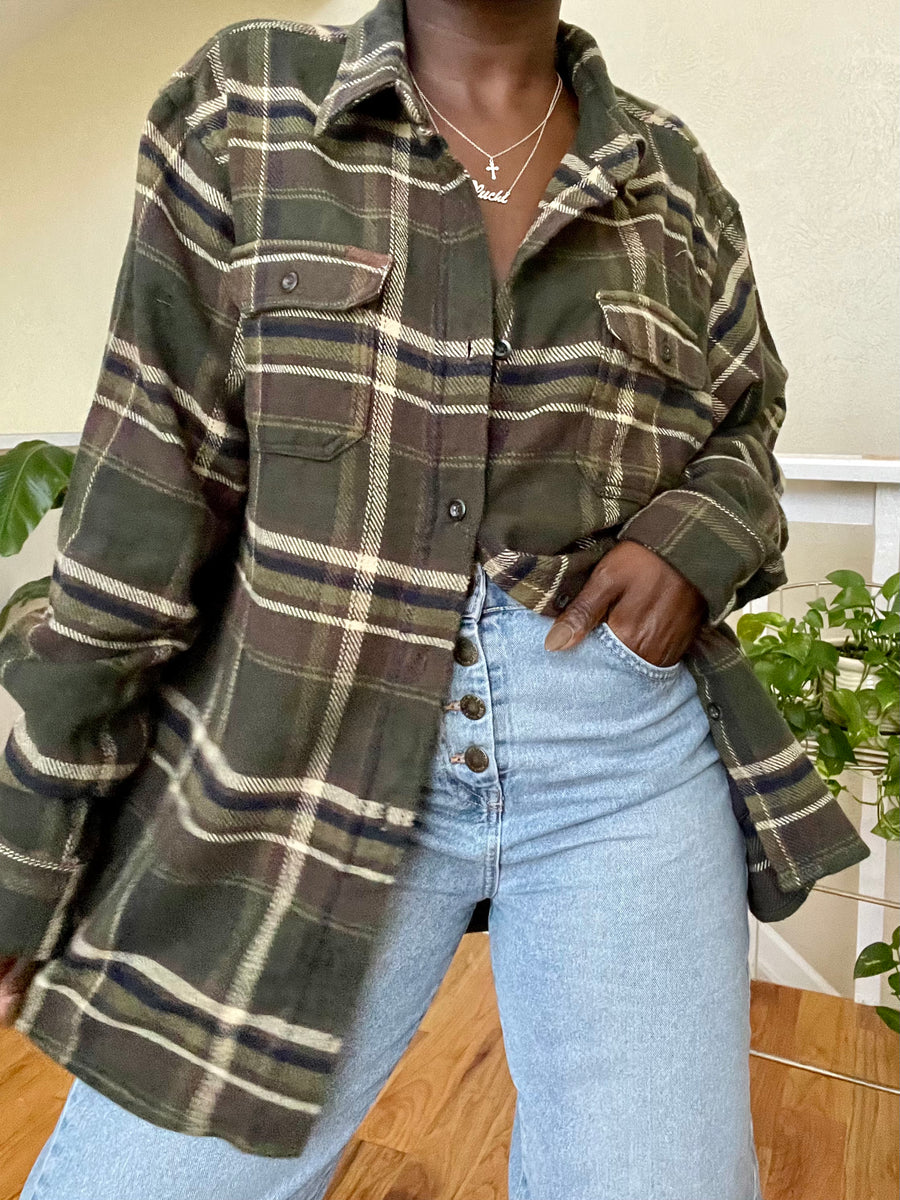 oversized olive flannel – OLUCHI VINTAGE