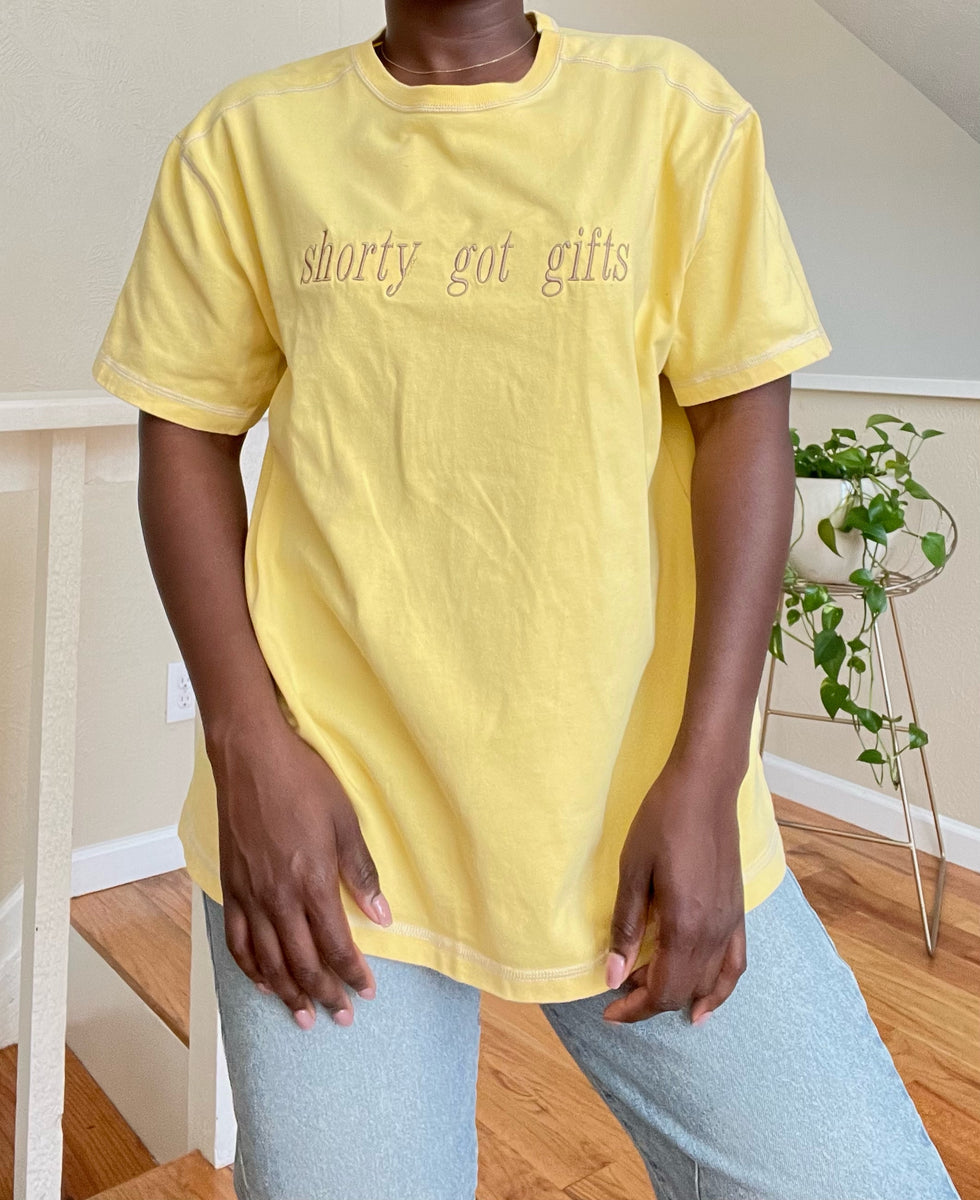 canary shorty got gifts tee – OLUCHI VINTAGE